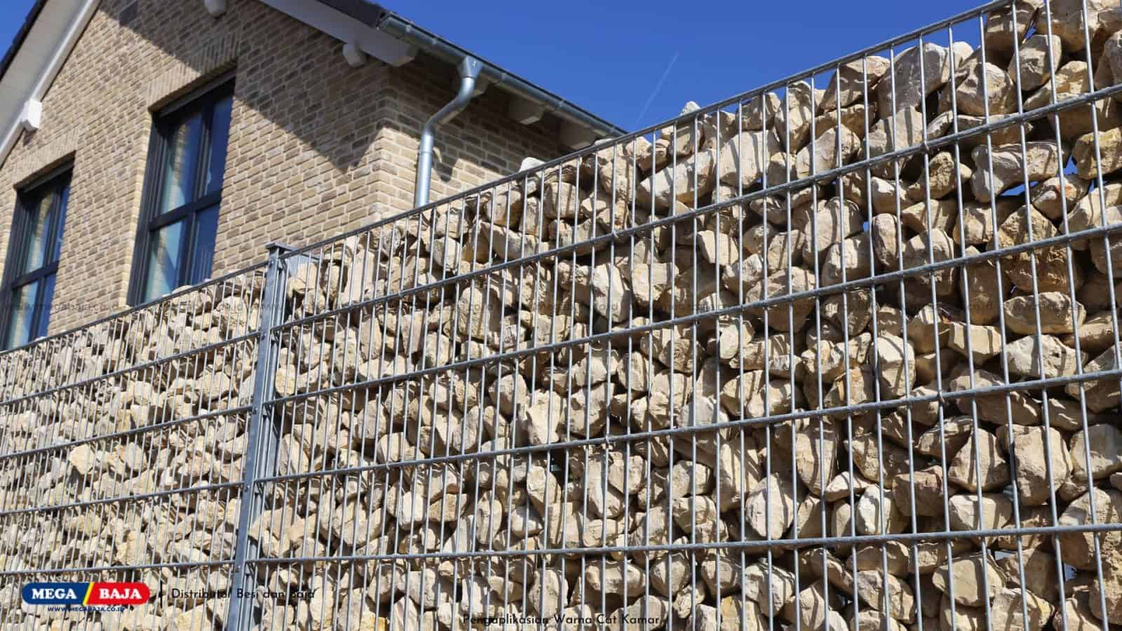 10 Inspirasi Desain Pagar Rumah Minimalis, Mana yang Terbaik?