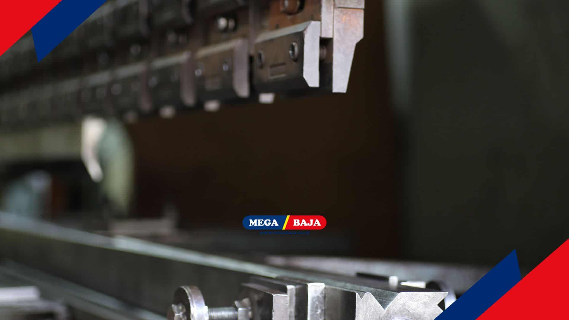 Cutting Plat Besi - Mega Baja - Partner Konstruksi Anda dari Besi ...