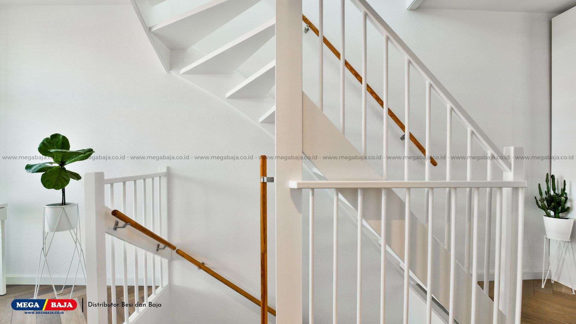 Terapkan-Desain-Railing-Tangga-Gaya-Country - Mega Baja - Partner ...