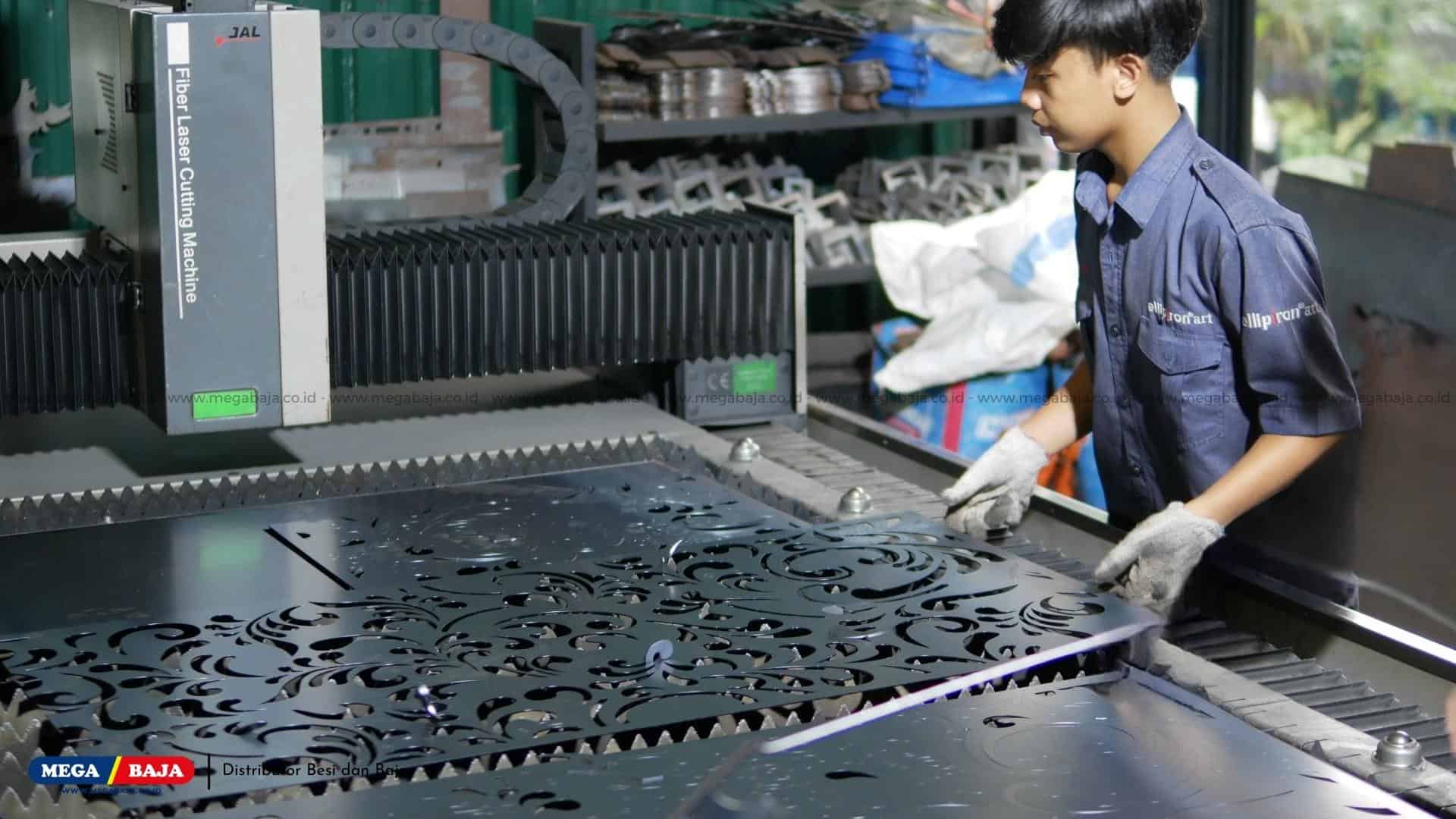 Motif Cutting Laser Plat Besi