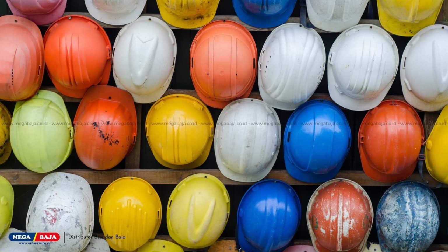 Jenis-Jenis Helm Proyek dan Cara Membedakannya Berdasarkan Warna!