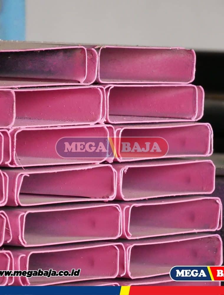 CNP 120 X 33 Grade Merah - Mega Baja - Partner Konstruksi Anda dari ...