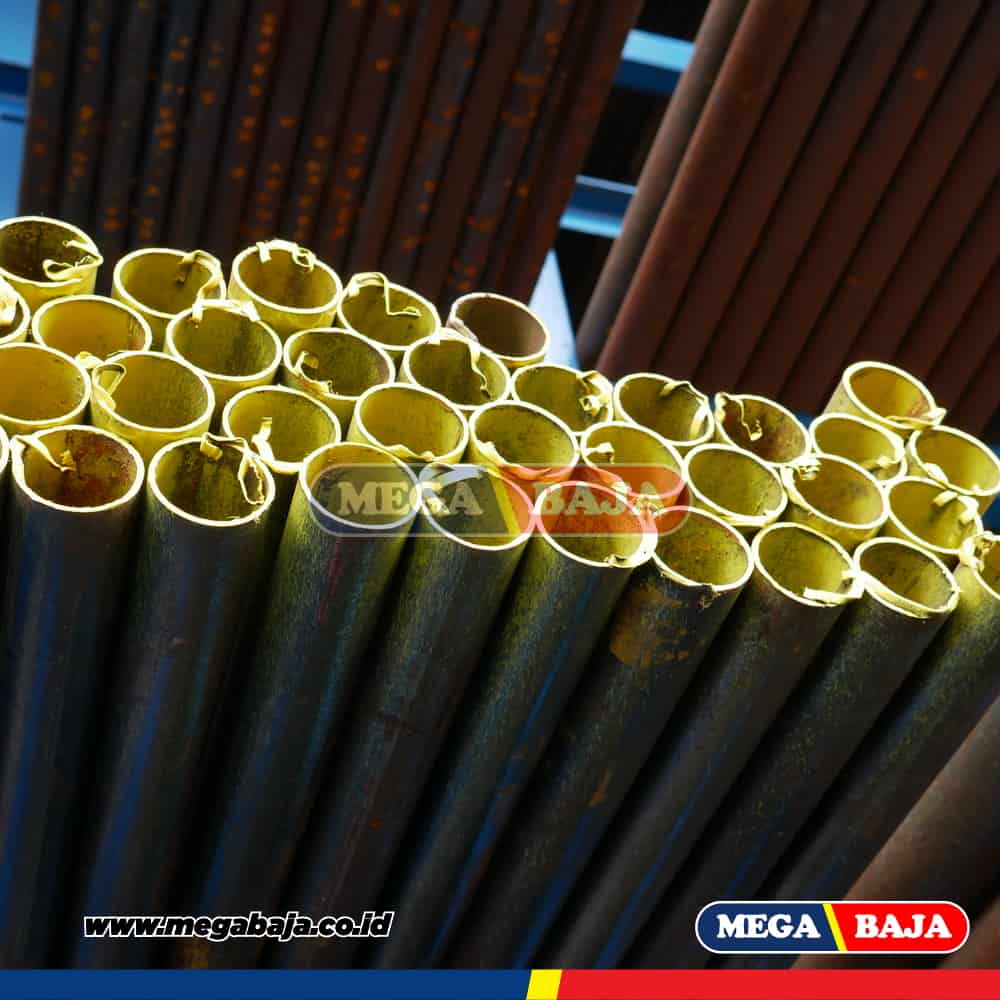 Pipa Hitam 1/2" x 6 - Grade Biru - Mega Baja - Partner Konstruksi Anda dari Besi Hingga Baja