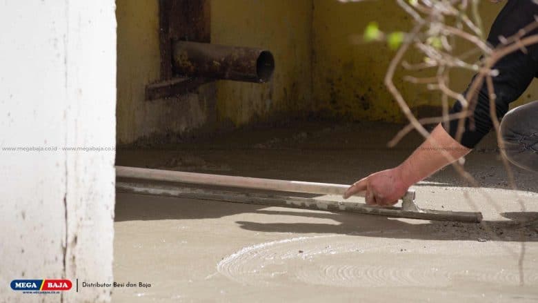 5 Jenis Screed Lantai Beserta Fungsi dan Cara Penggunaannya