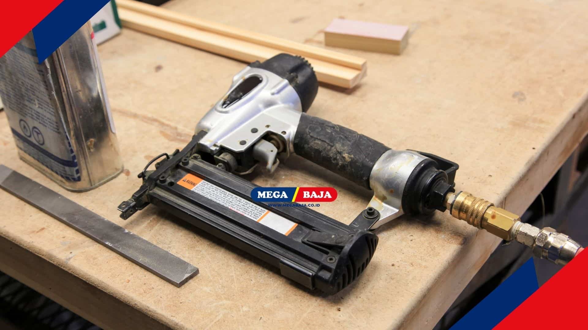 Nail Gun: Alat Power yang Mendukung Konstruksi Modern