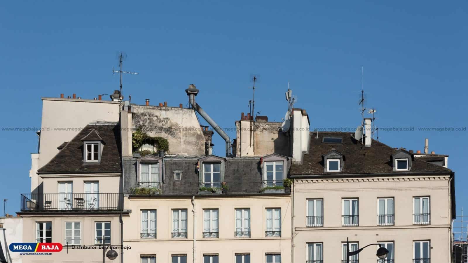 Atap Mansard: Jenis Atap Ala Eropa yang Jarang Digunakan di Indonesia