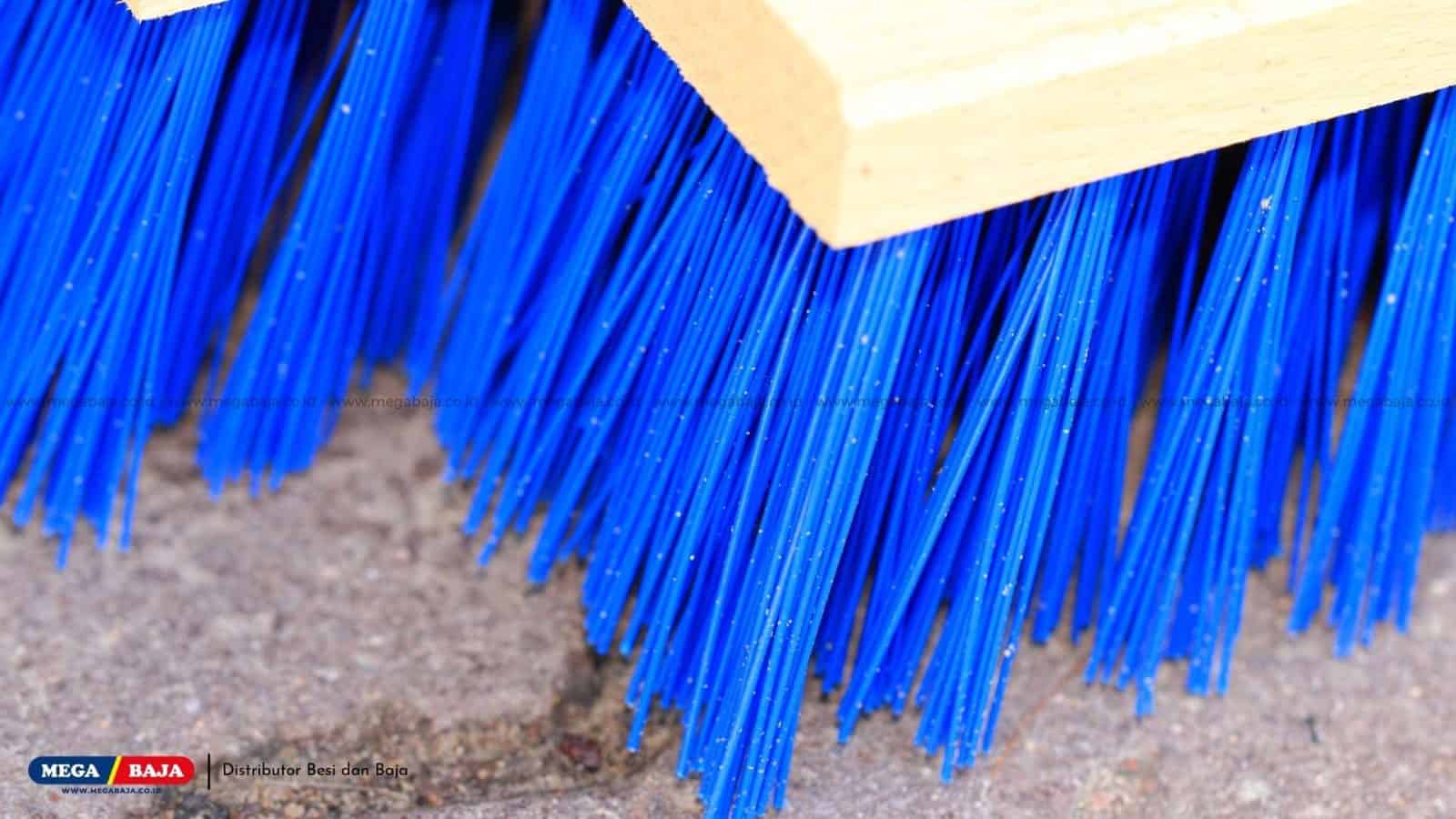 Jangan Asal Pilih! Kenali Berbagai Jenis Sapu dan Kegunaannya Masing-masing