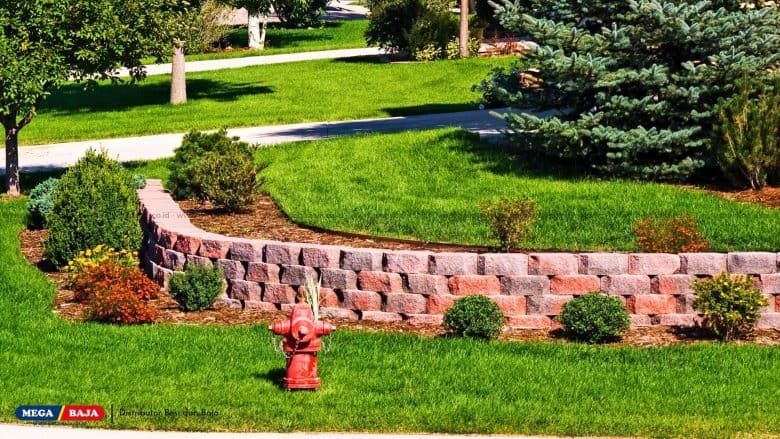 Dinding Stabil dan Anti Longsor dengan Retaining Wall