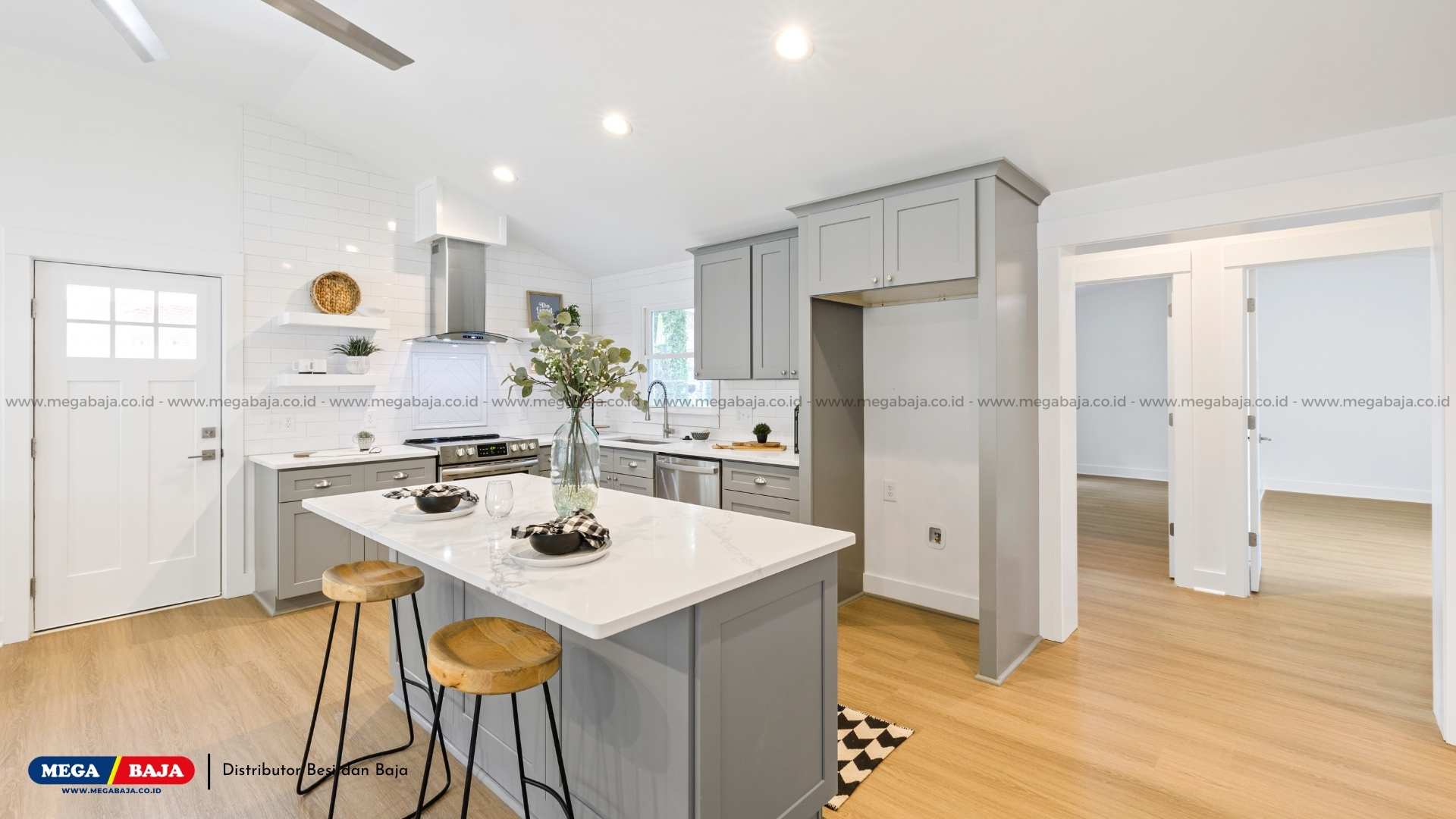 Kitchen Island atau Meja Makan, Mana yang Cocok untuk Dapurmu?